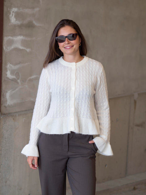 Numa Knit Cardigan Off-White – byDryss