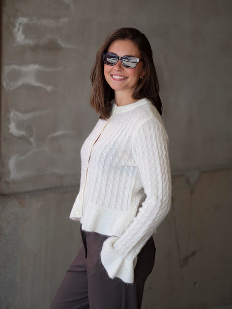 Numa Knit Cardigan Off-White – byDryss